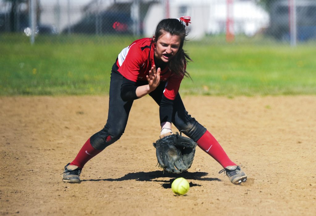 Lady Commodores outlast Geibel Catholic - Herald-Standard